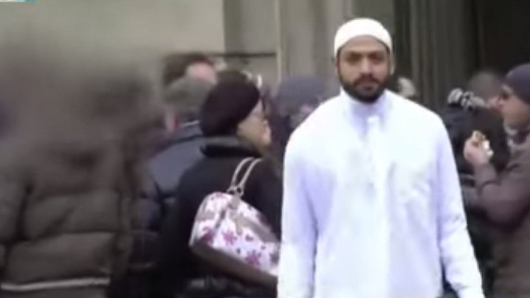 Student Dressed As Muslim Imam Receives Horrific Abuse In Milan, Italy ...