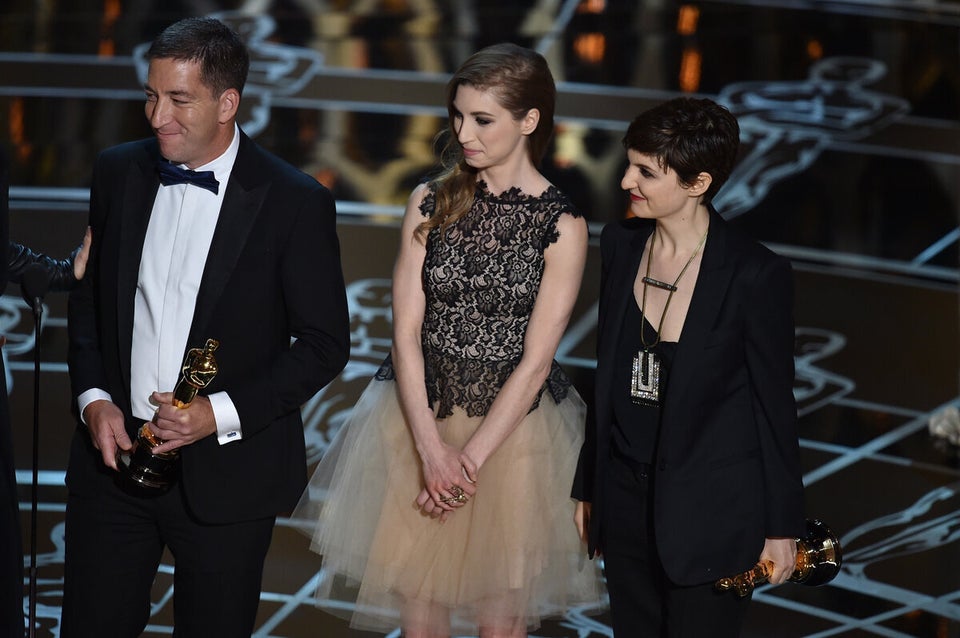 Oscars 2015 Edward Snowdens Girlfriend Lindsay Mills At The Academy