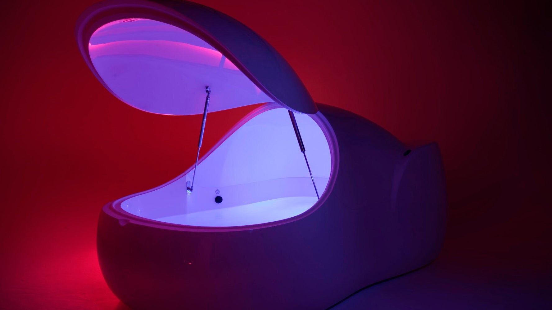 Are Floatation Tanks AKA 'Adult-Sized Wombs' The Key To Perfect ...