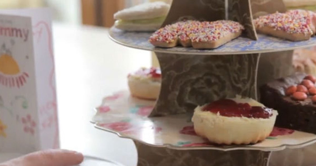 Mother's Day: How To Make Your Mum The Perfect DIY Afternoon Tea ...