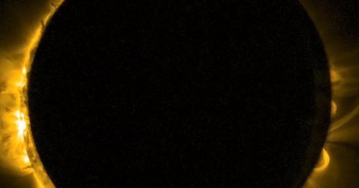 This Solar Eclipse Picture From Space Is Stunning And Very Real ...