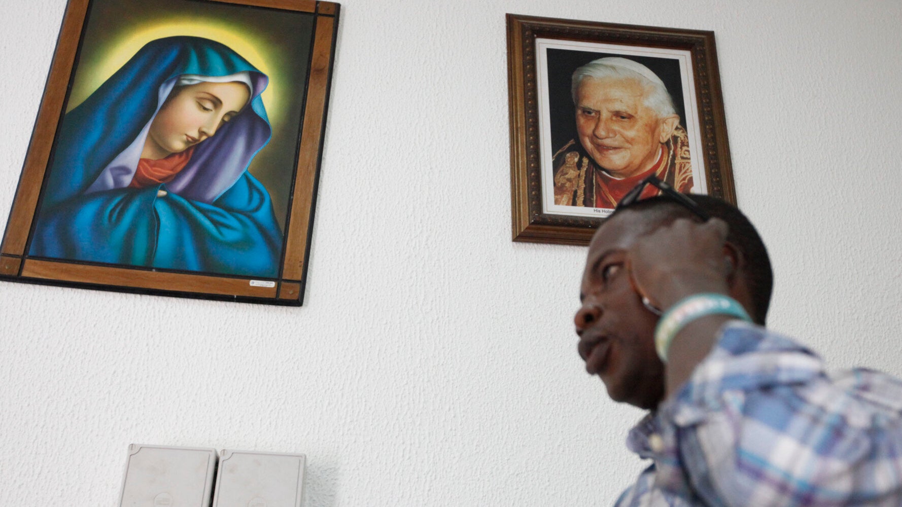 Mobile Network Giving Its Customers Poor Phone Signal? Nigeria Will Put ...