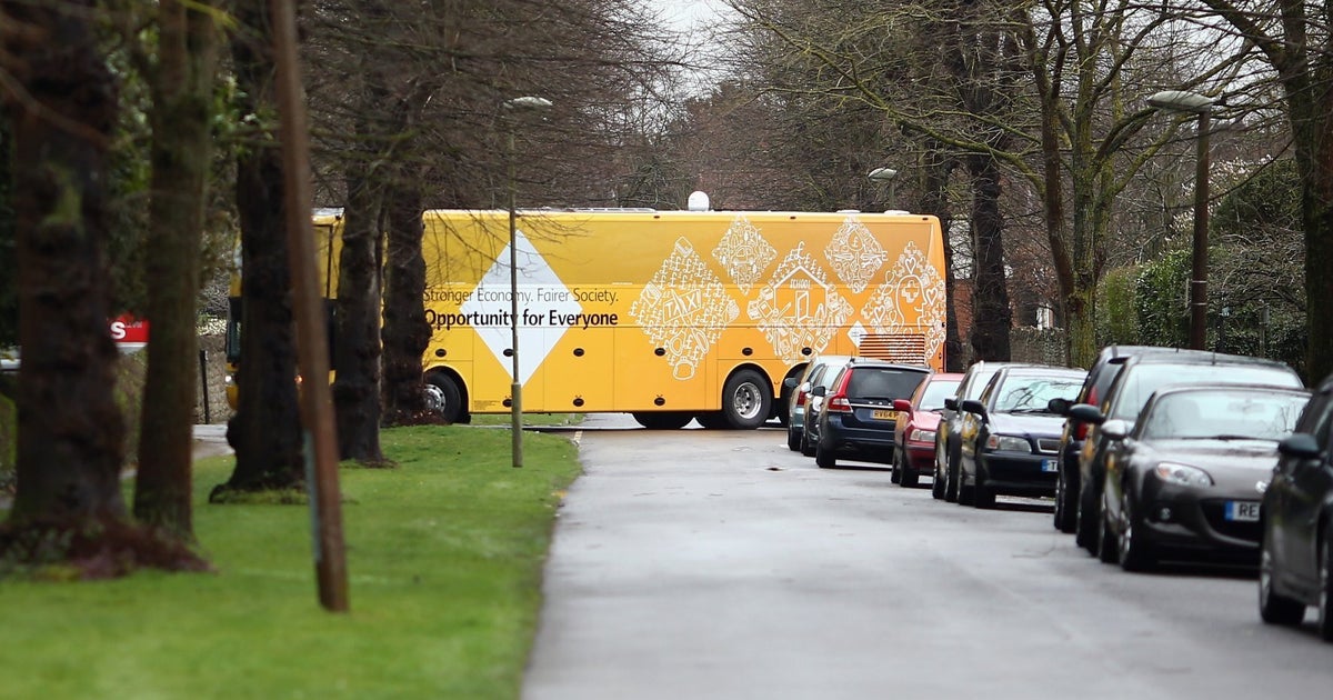 Nick Clegg's Liberal Democrat General Election Battle Bus Struggles ...