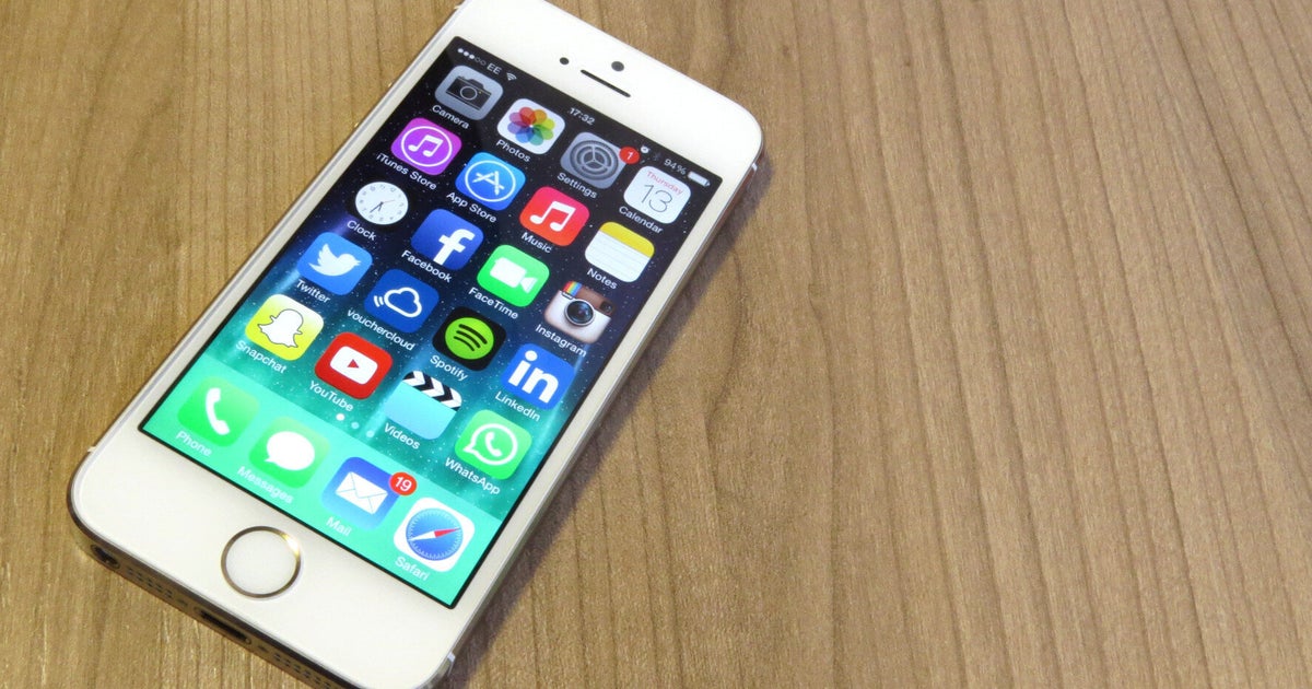 Driver Caught Face Timing With Tablet On Lap In Car | HuffPost UK News