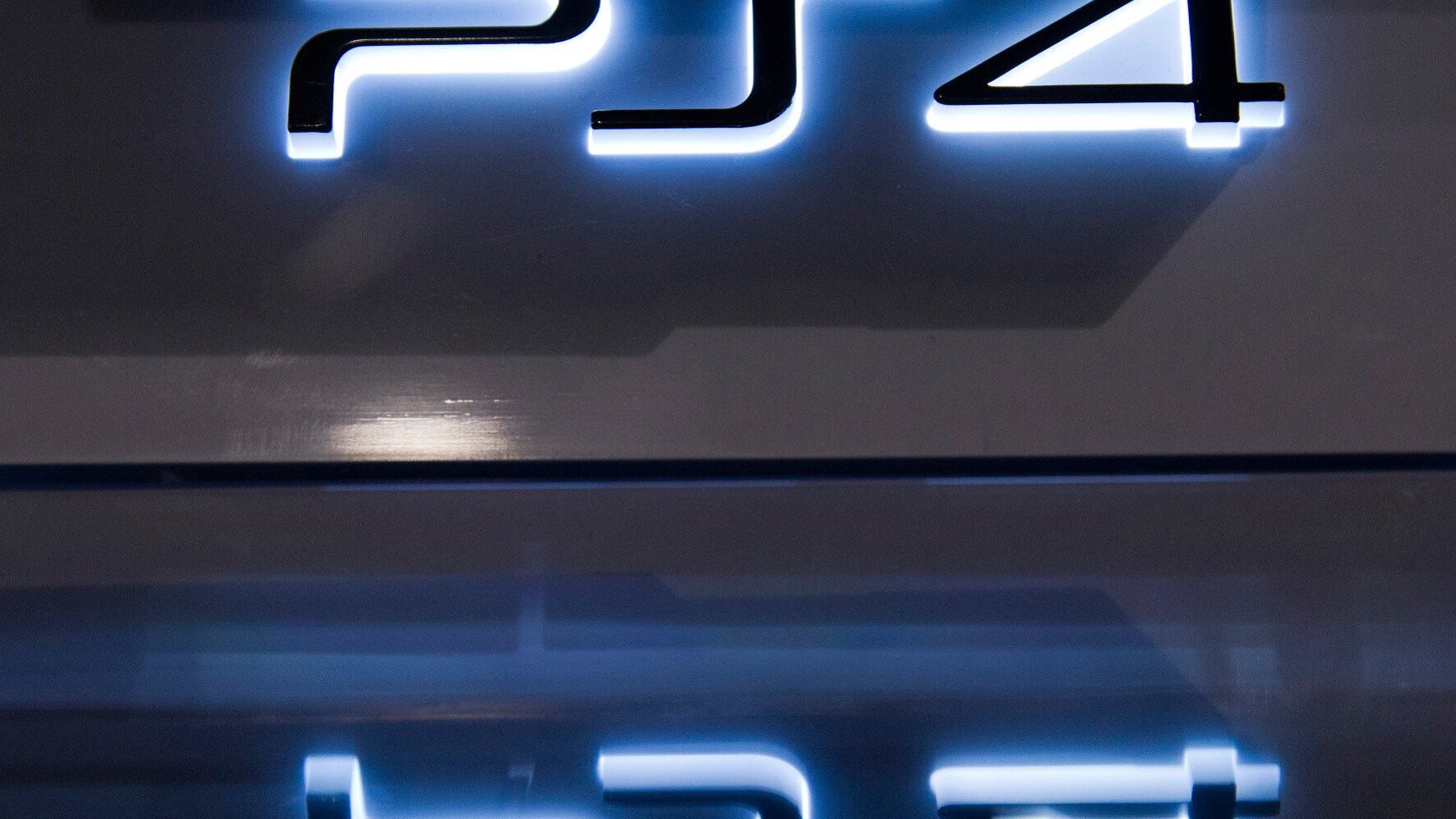 PS4 Launch Live: Watch As The New PlayStation Arrives In The UK ...