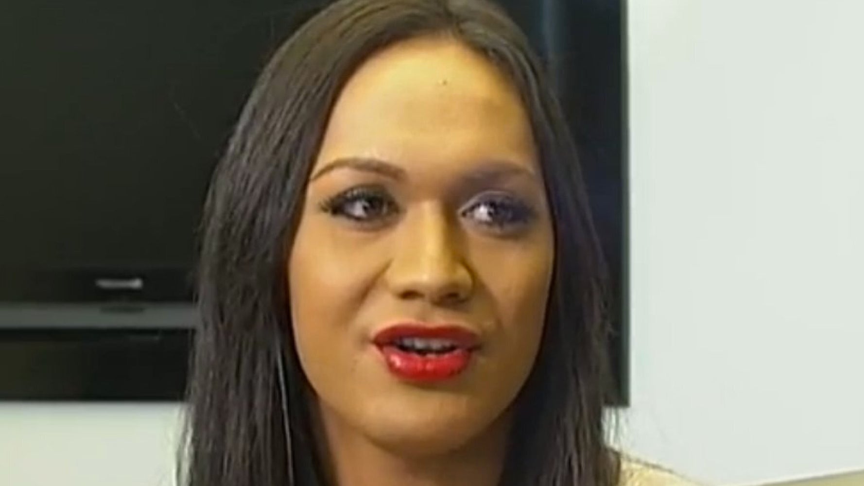 Meet The World's First Transgender Footballer, Jaiyah Saelua | HuffPost ...