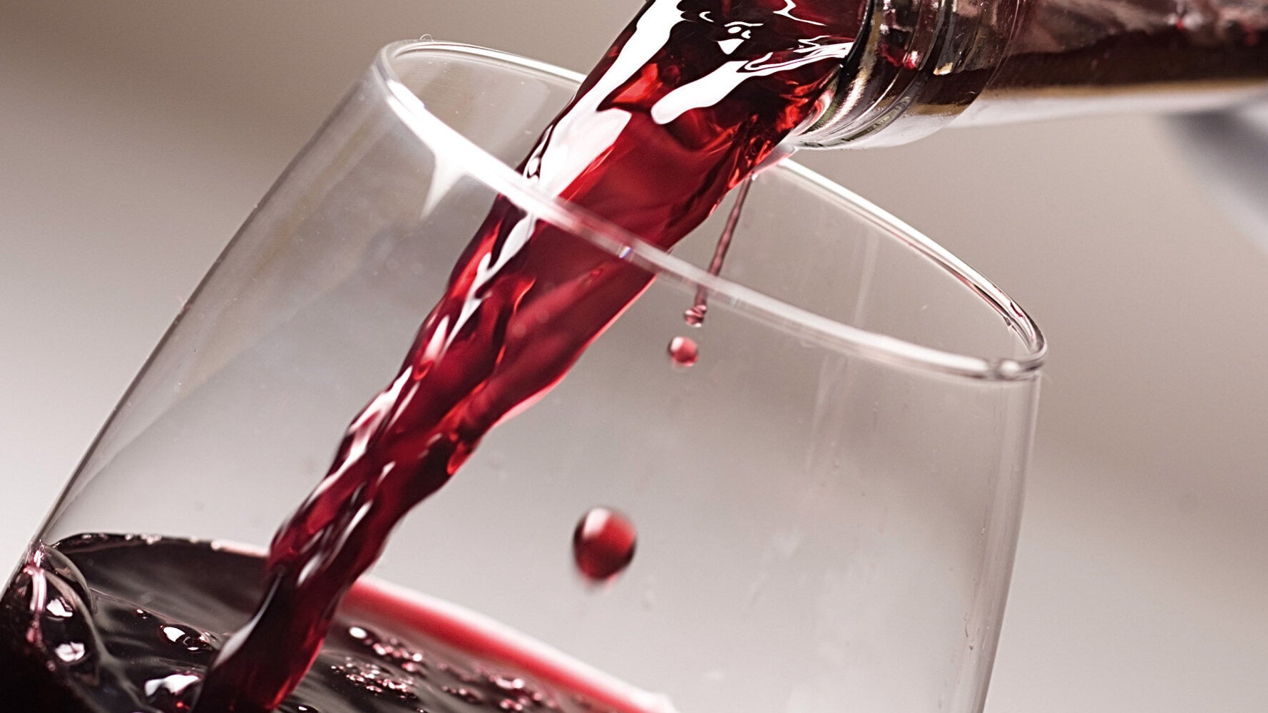 Boozing - a Universal Language | HuffPost UK Life