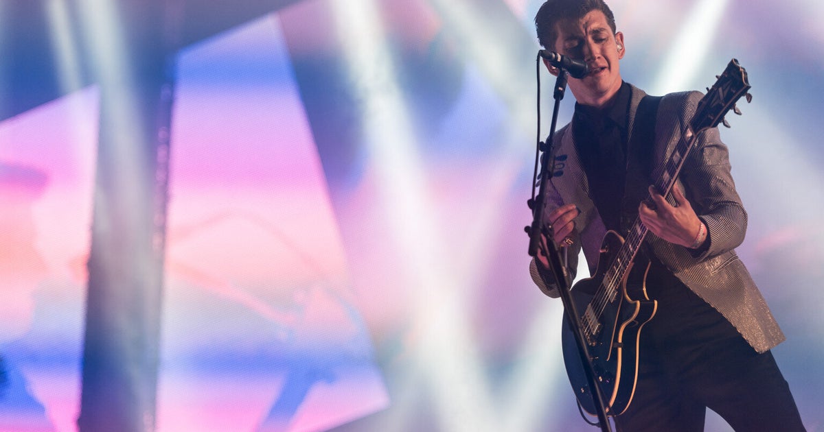 GLASTONBURY PICTURES: Arctic Monkeys, Rita Ora, Dizzee Rascal ...