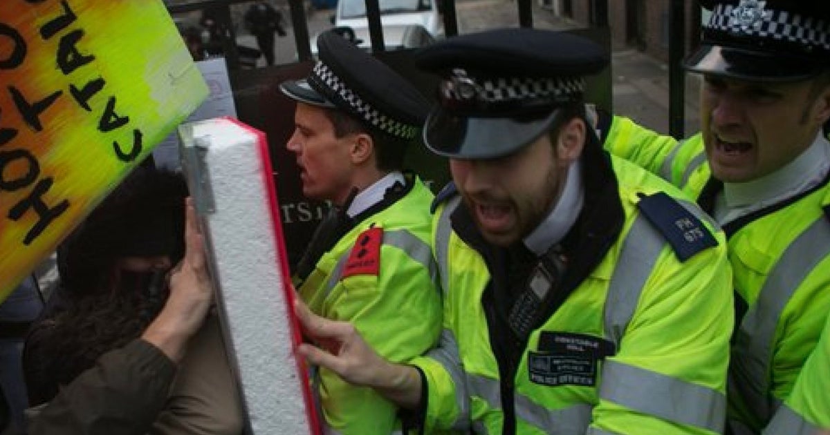 Nearly 3,000 Students To Attend #CopsOffCampus Protest At University Of ...