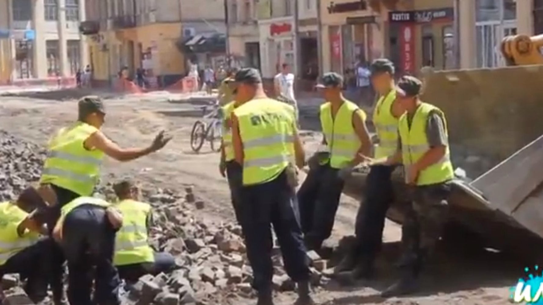 Worker FAILS: A Compilation (VIDEO) | HuffPost UK Comedy