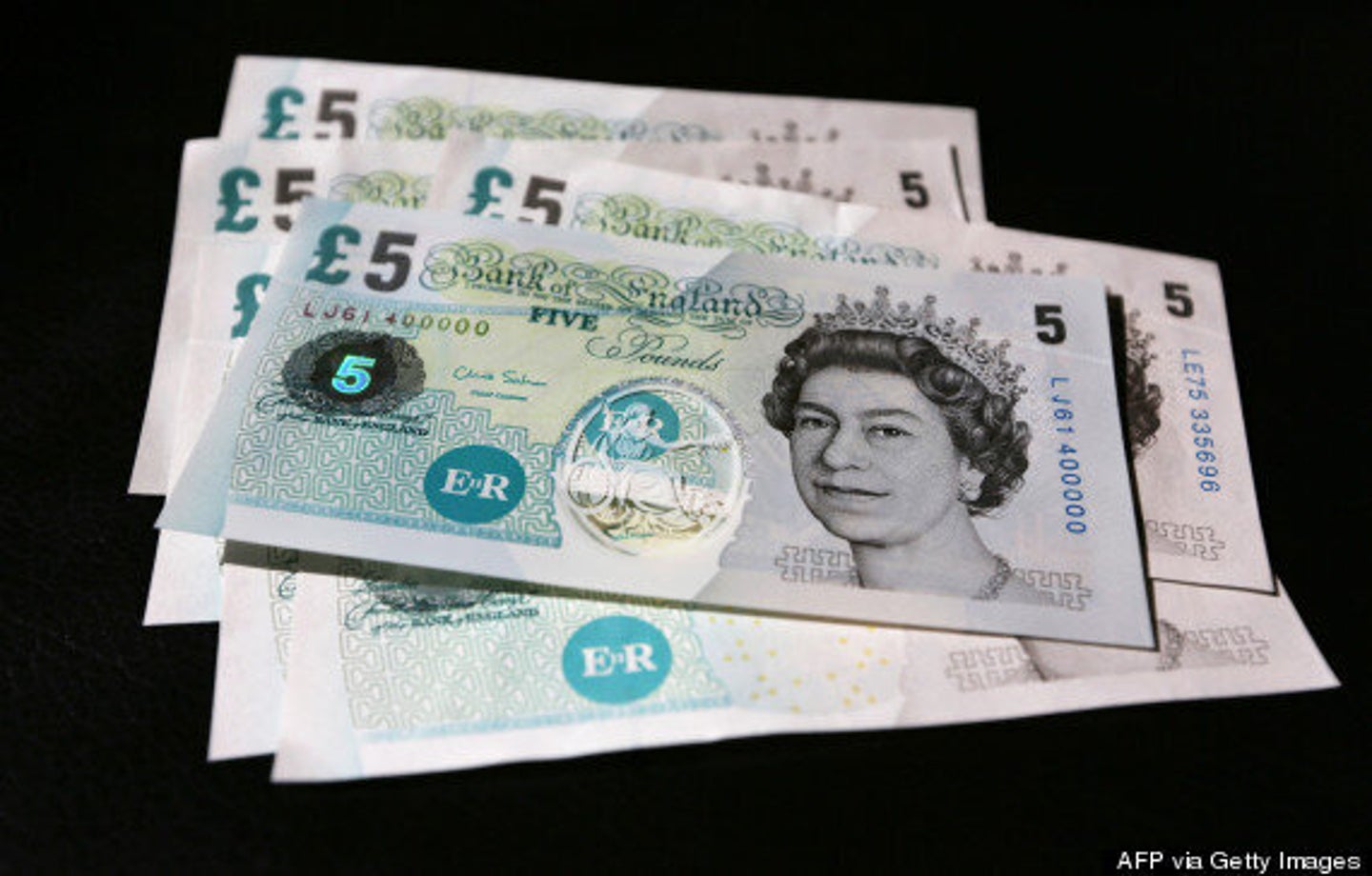 'Plastic' Banknotes Will Be 'Cleaner, Heat-Proof' And Available In 2016 ...