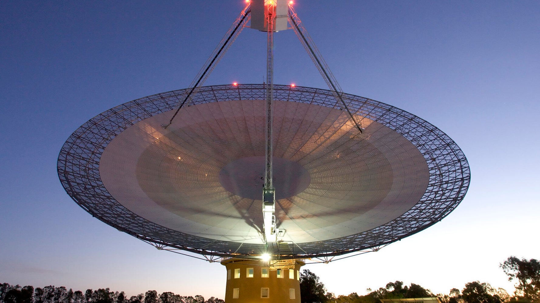 Nasa Discovers 'Radio Bursts' From Beyond Our Galaxy | HuffPost UK Tech