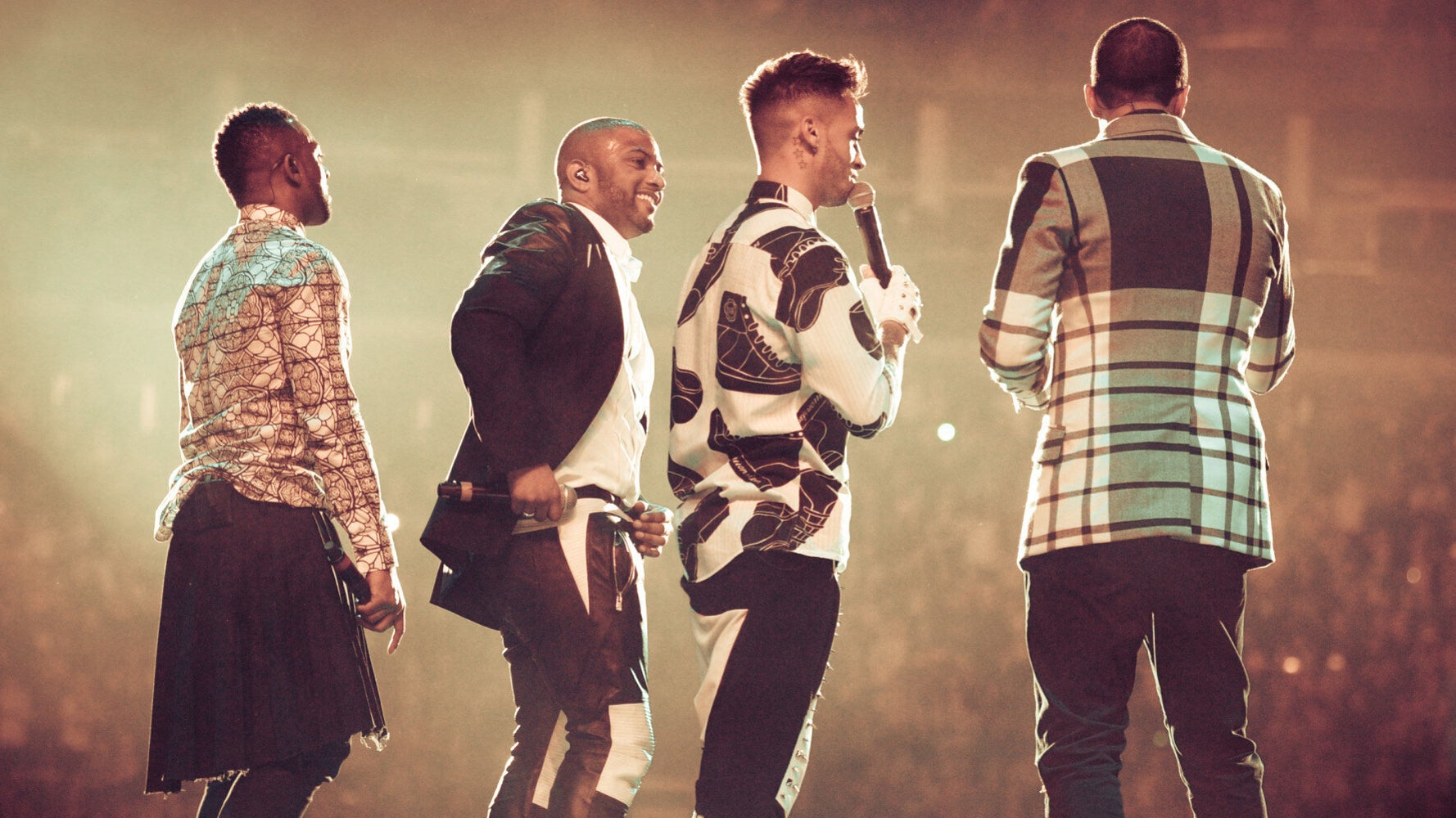 JLS Bid Fans Farewell On Final Night Of 'Goodbye Tour' (VIDEO ...
