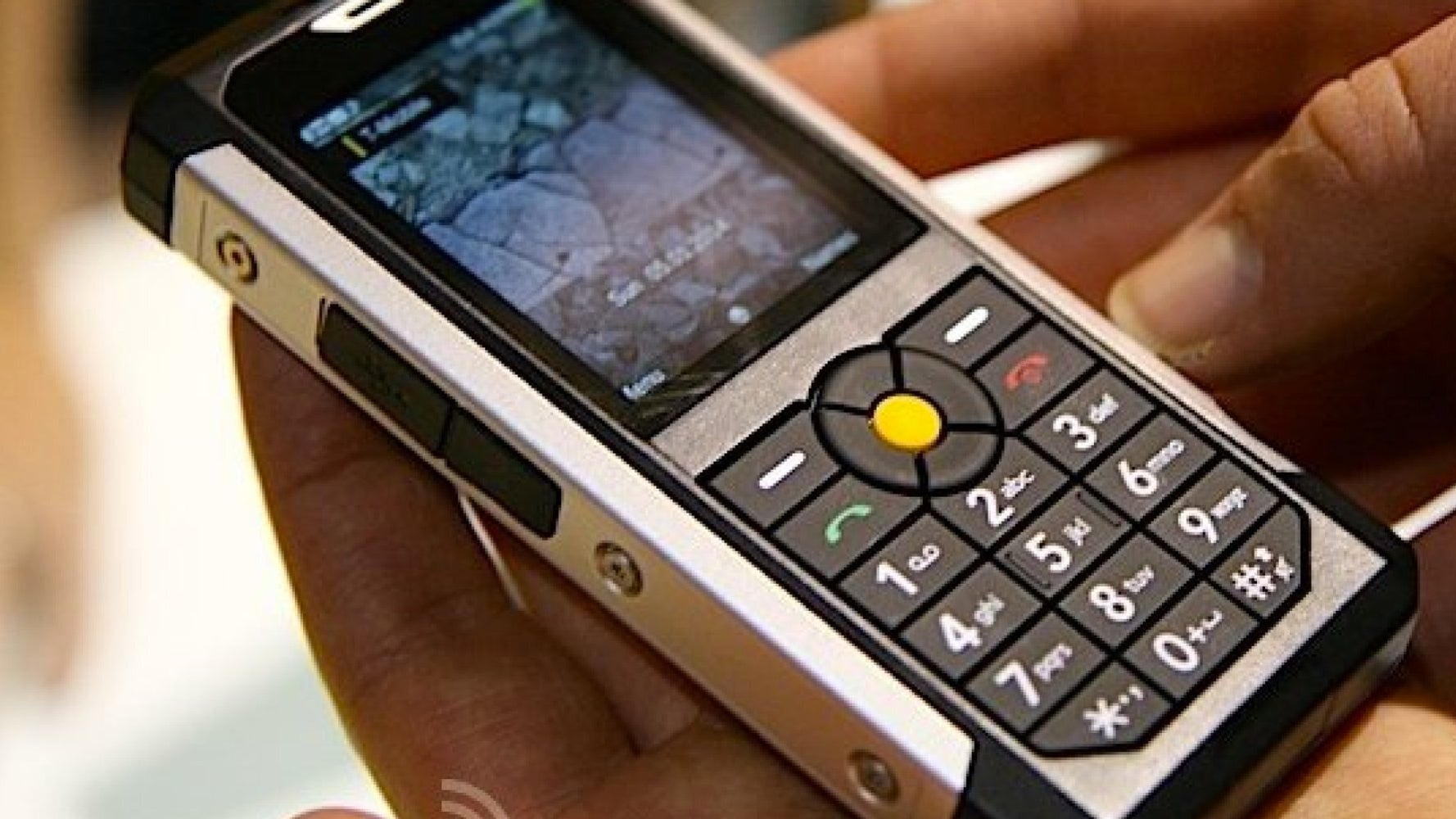 This Phone Is Basically Indestructible (VIDEO) | HuffPost UK Tech