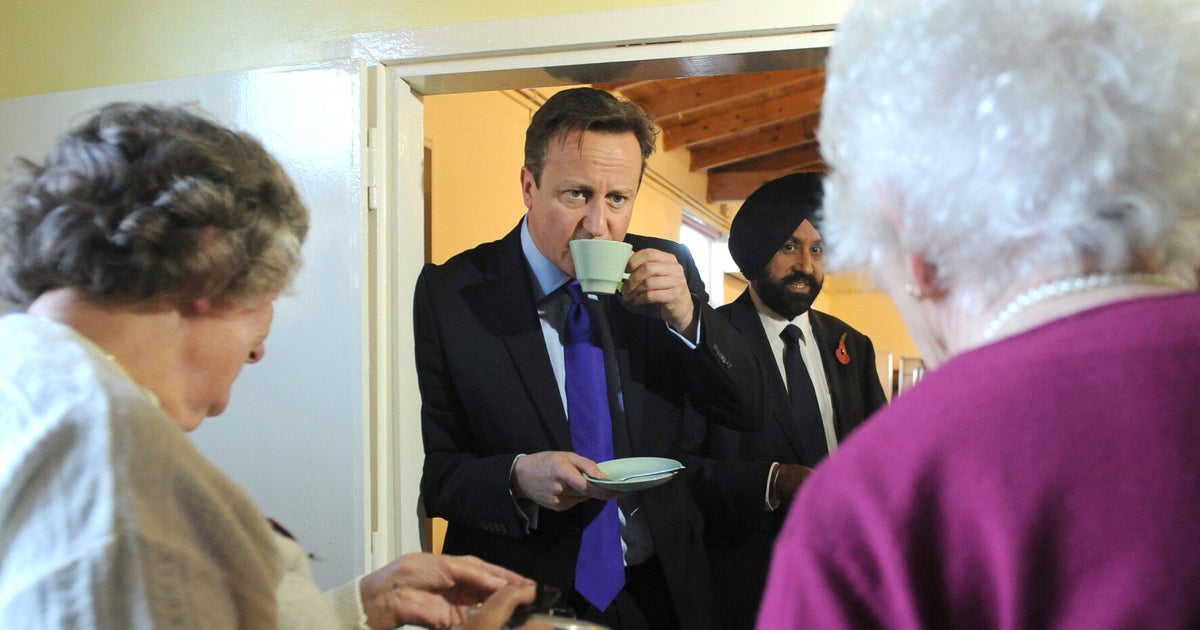 David Cameron Drinking Tea In 22 Pictures | HuffPost UK News