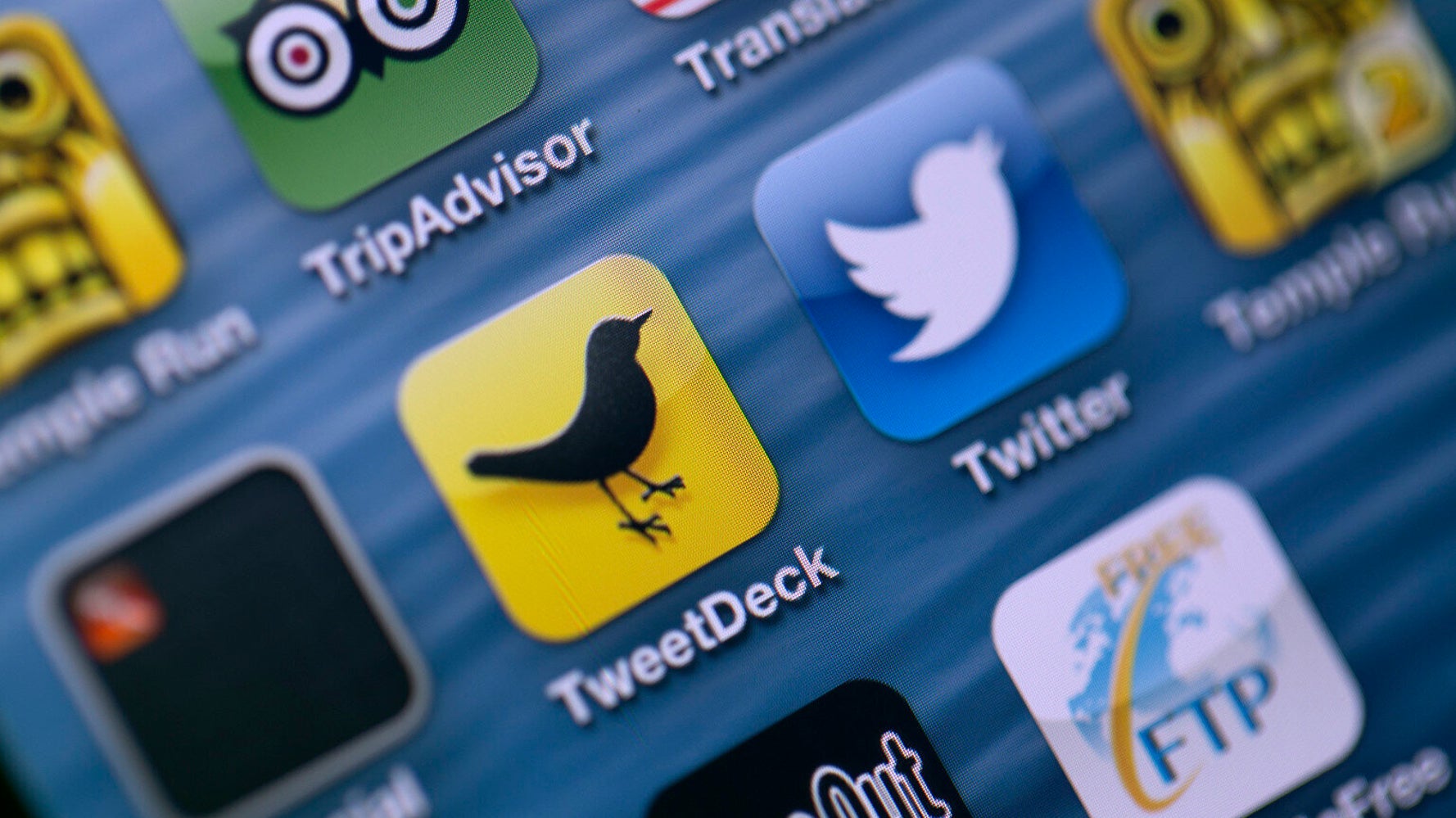 A 'Report Abuse' Button on Twitter Will Create More Problems Than It ...