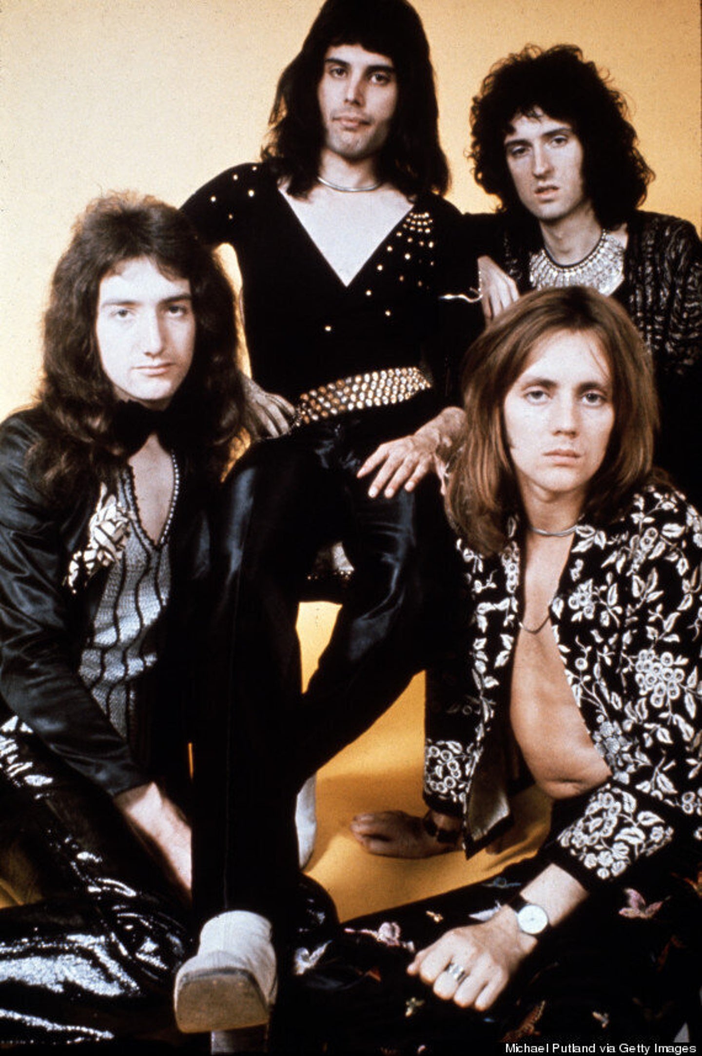 Queen To Release Unearthed Track Featuring Freddie Mercury's Vocals ...