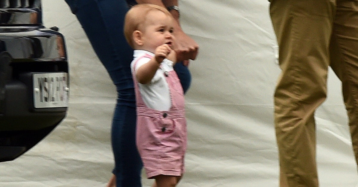 Prince George Pictured Walking First Time, With Kate Middleton's Help ...