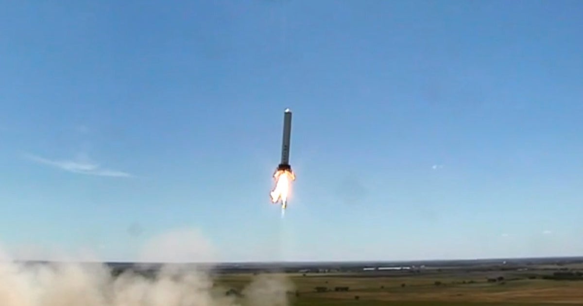 SpaceX Grashopper Rocket Performs Crazy Sideways Manoeuvre Test (VIDEO ...