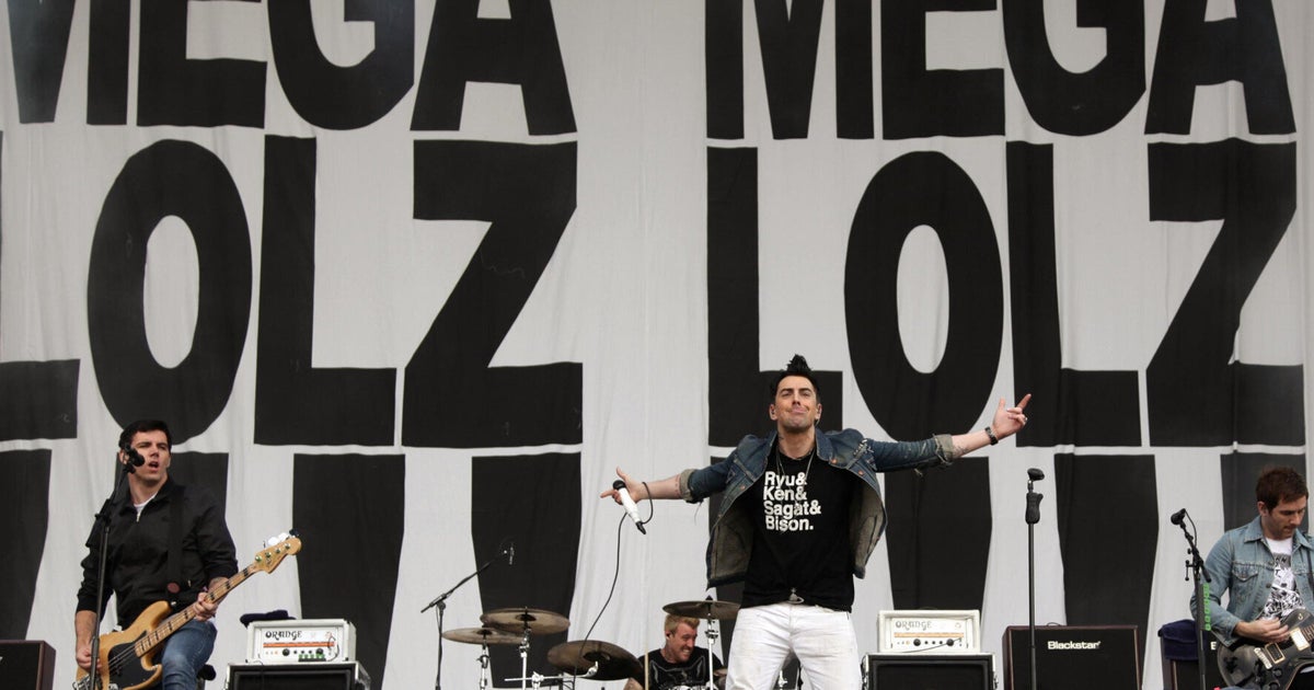Fearne Cotton Slammed For Using Ex-Boyfriend Ian Watkins' 'Mega Lolz ...
