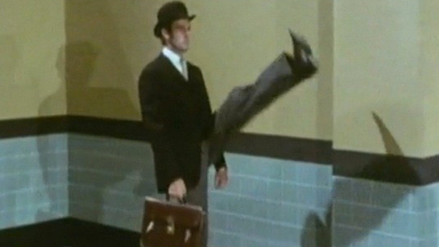 Monty Python Reunion Gigs Kick Off Tonight, But John Cleese's 'Ministry ...