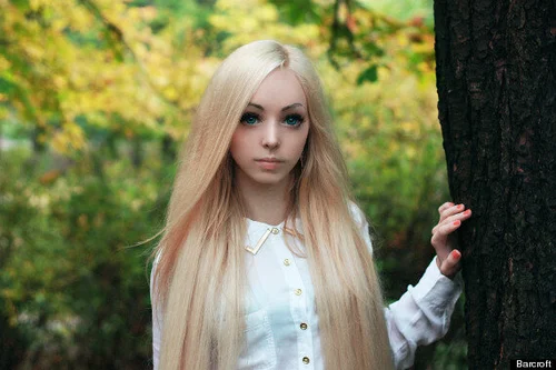 Boneca Barbie Humana Valeria Lukyanova Sorrindo