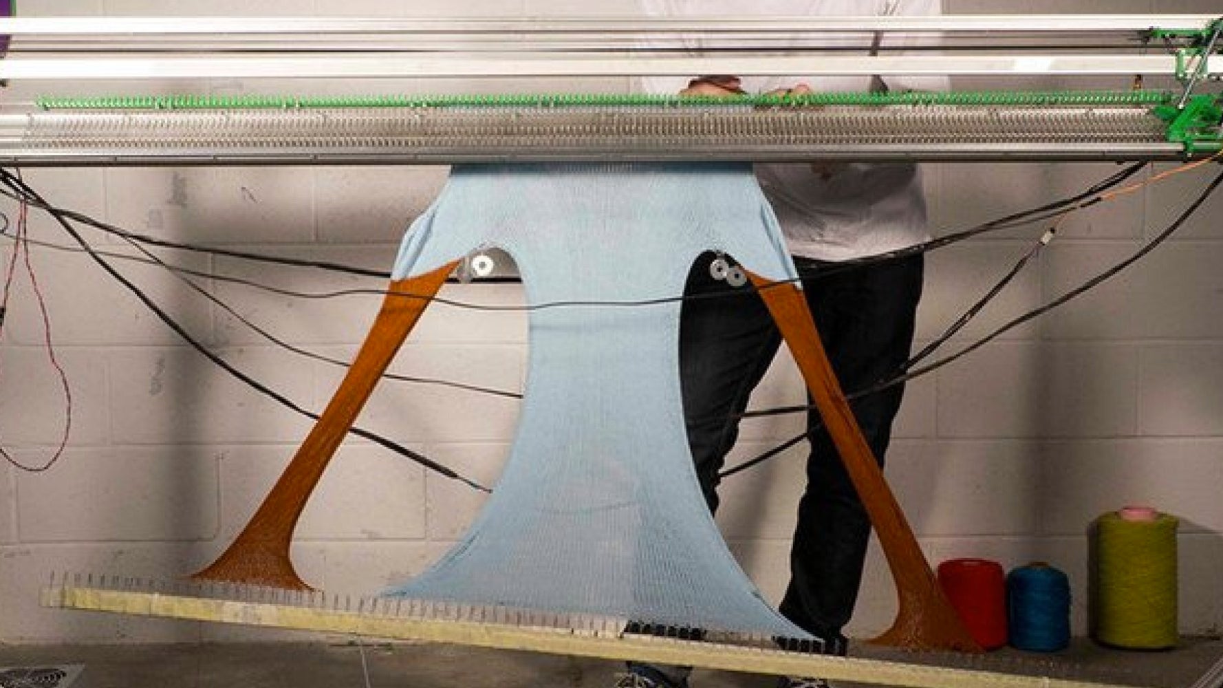 This Machine Prints Complete Jumpers | HuffPost UK Tech