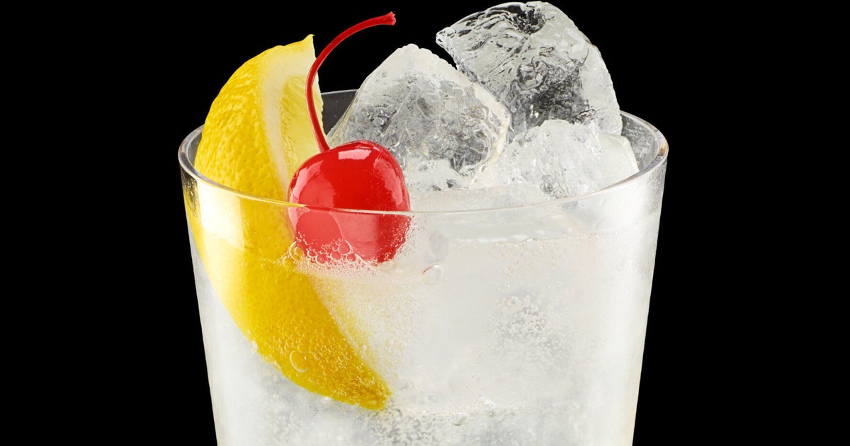 Six DIY Cocktail Recipes To Make At Home, From Bellinis To Tom Collins ...