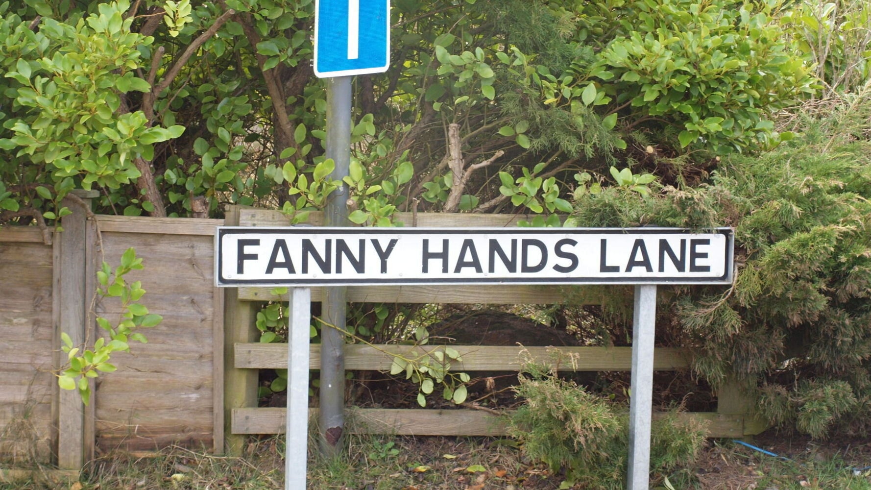 7 Rude-Sounding Street Names To Find Bargain Properties On (PICTURES ...