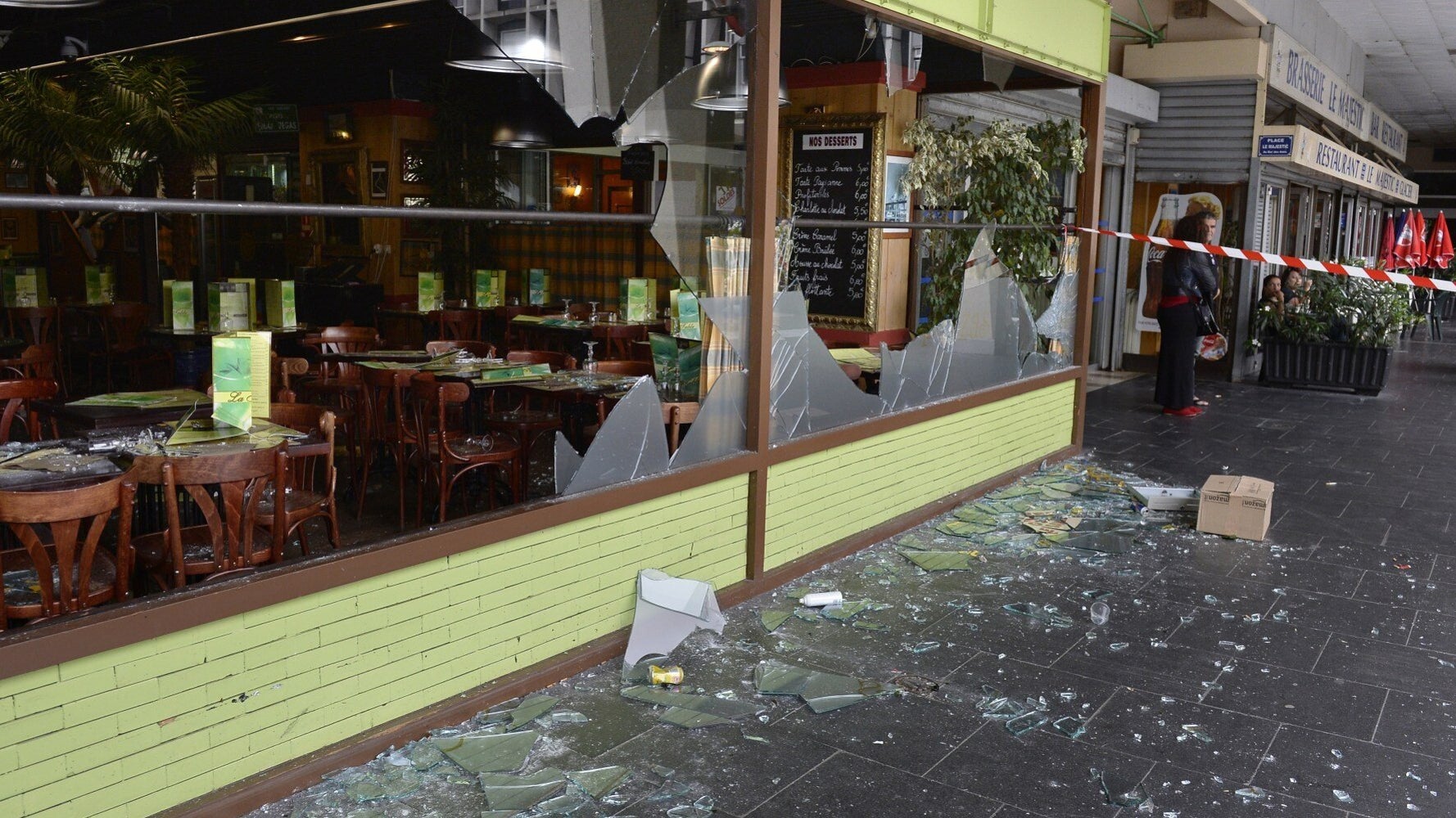 France's Jews Flee As Rioters Burn Paris Shops, Attack Synagogue ...