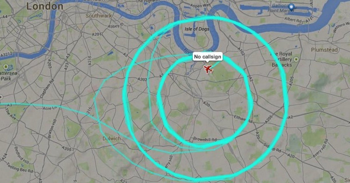 Mystery Plane With No Callsign Circles South London For Hours ...