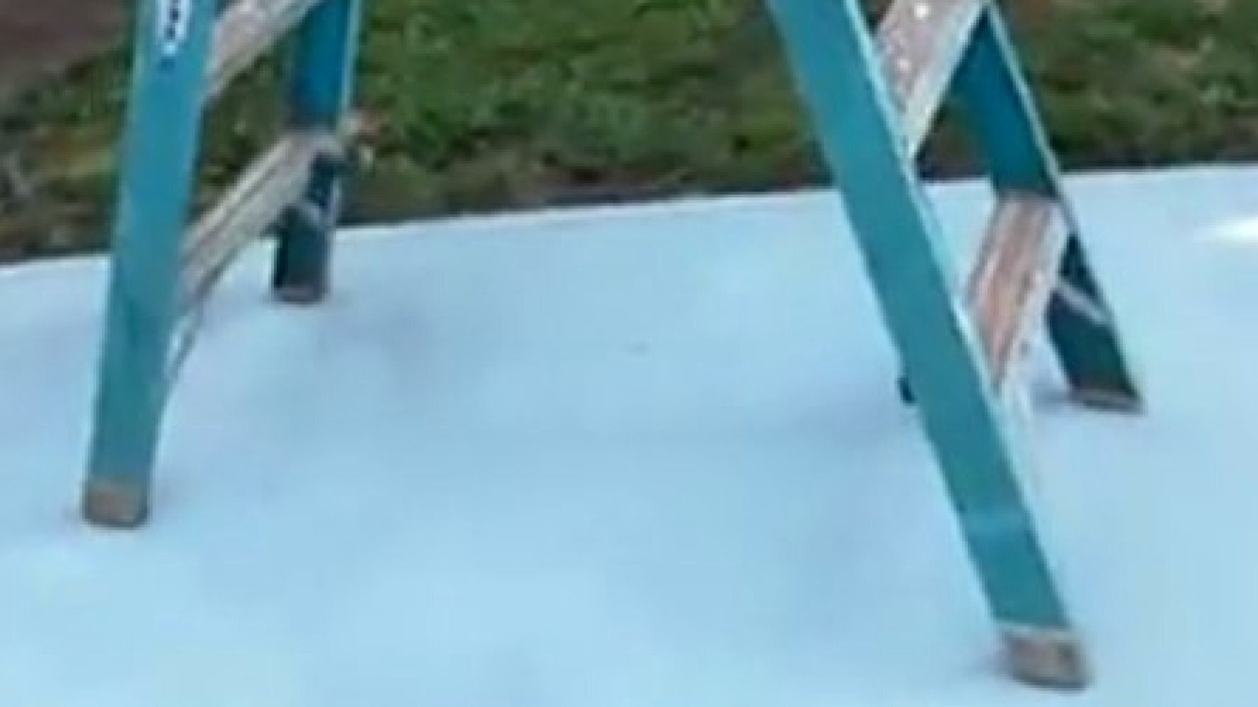 The Only Self-Walking Ladder You Need To See Today (VIDEO) | HuffPost ...