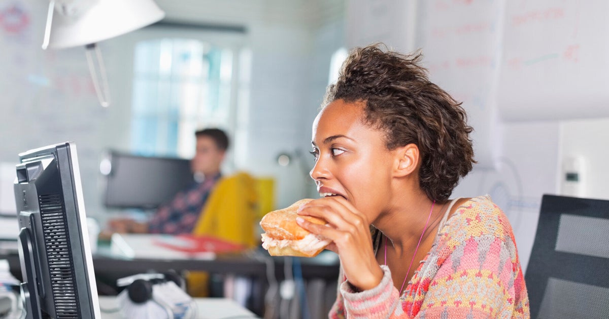 10 Best Healthy Snacks To Beat Those Office Cravings | HuffPost UK Life