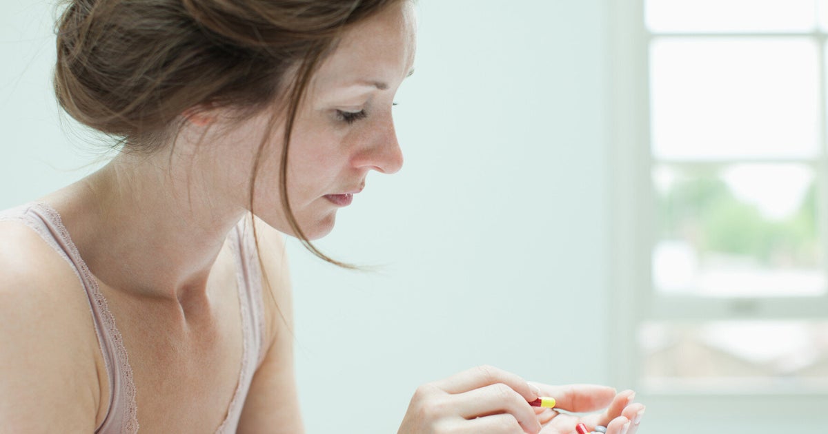 'Poop Pills' Made From Faeces Help Cure Deadly Illness (VIDEO ...