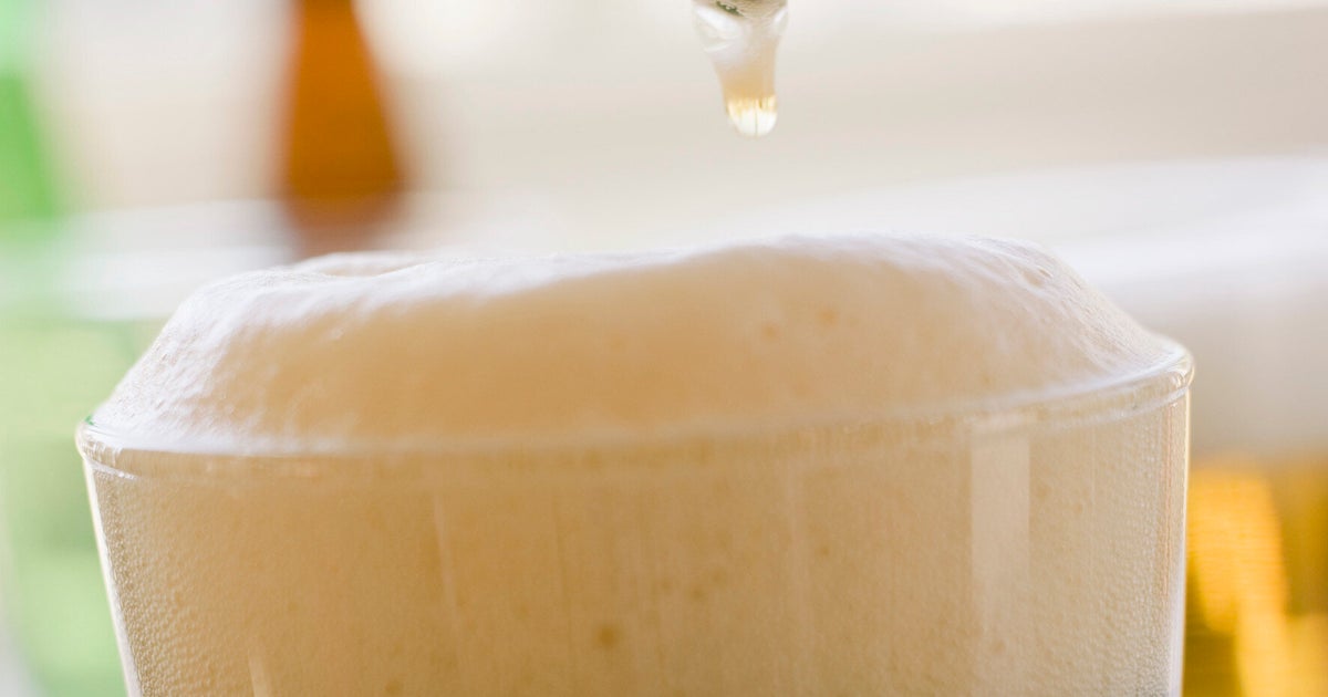 How To Pour The Perfect Pint Of Beer (VIDEO) | HuffPost UK Life