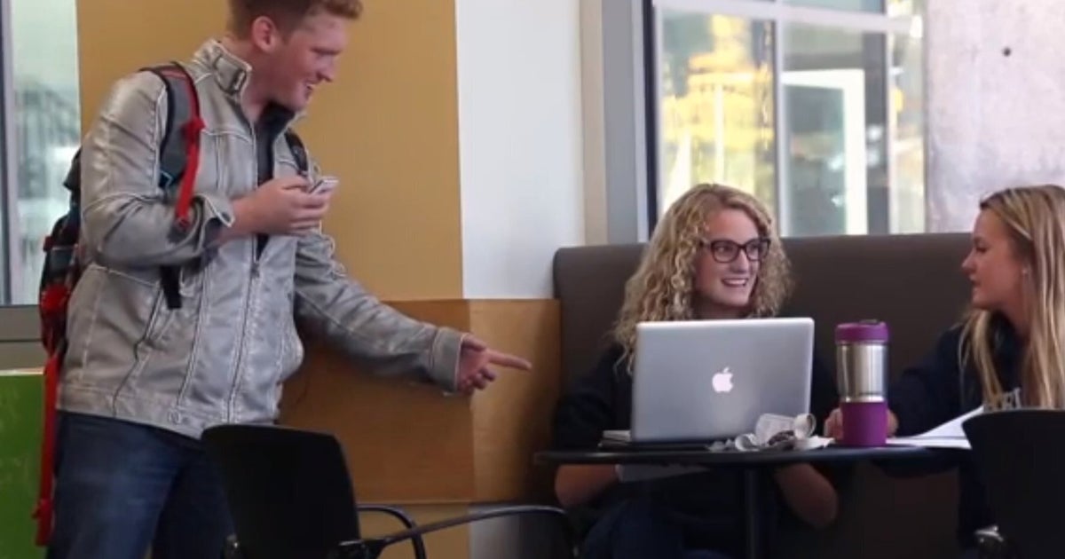 How To Ask Someone Out Using Siri (VIDEO) | HuffPost UK Comedy