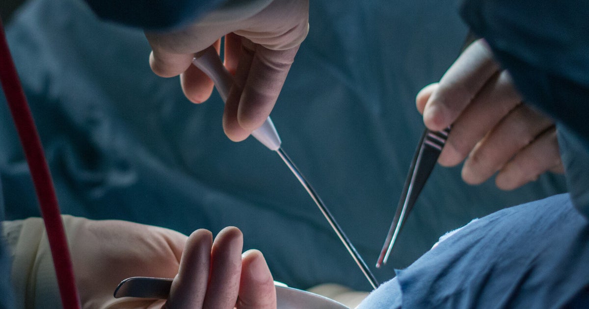 Surgical Selfies: A Tasteless Symbol of a Modern Era? | HuffPost UK Life