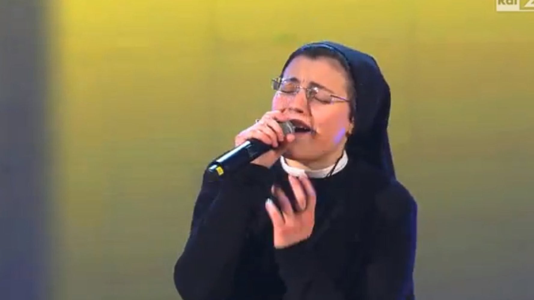 Singing Nun Wows Judges On Italian Version Of 'The Voice' (VIDEO ...