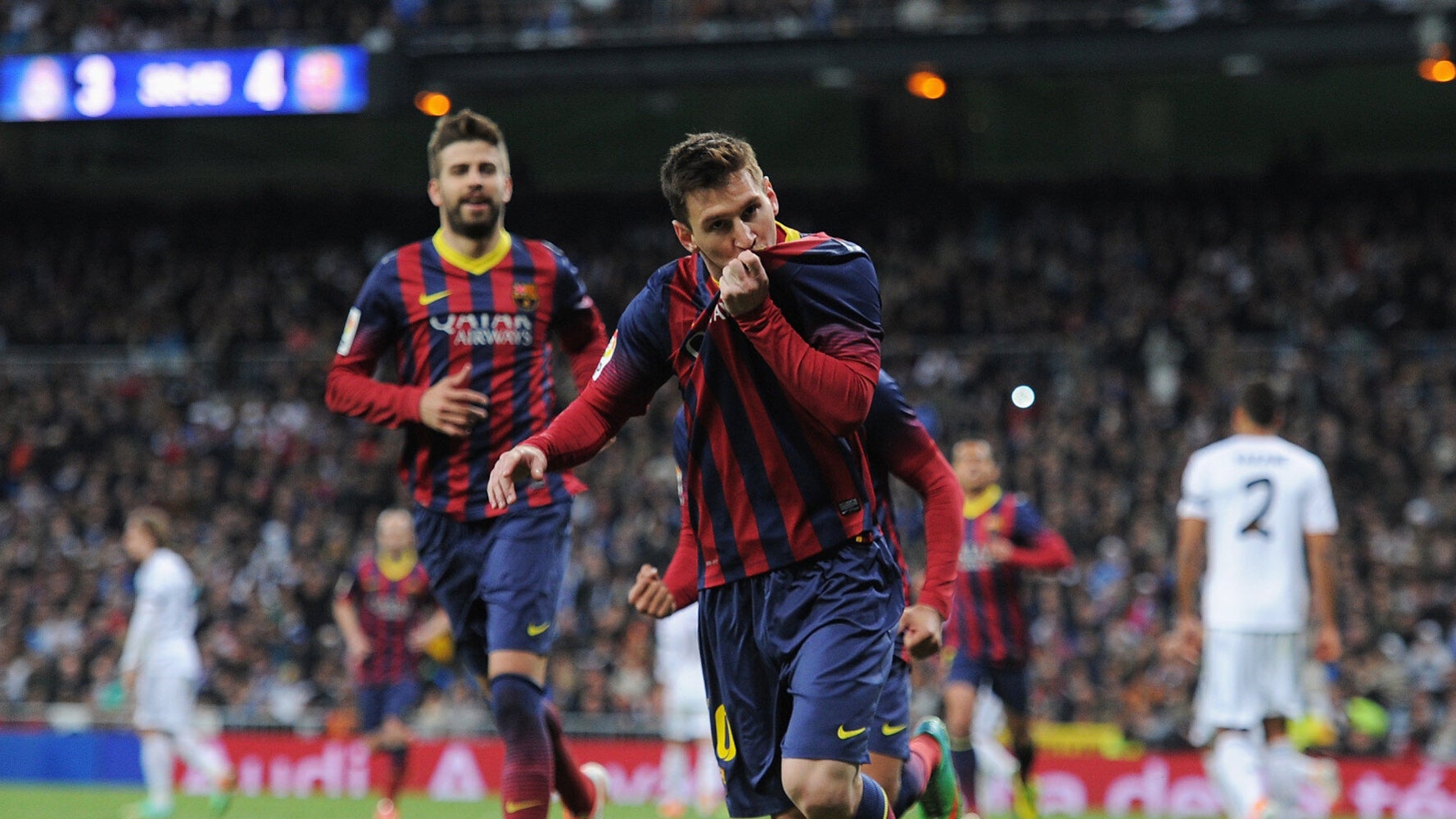 Real Madrid 3-4 Barcelona: Lionel Messi Hat-Trick Decides Clásico ...
