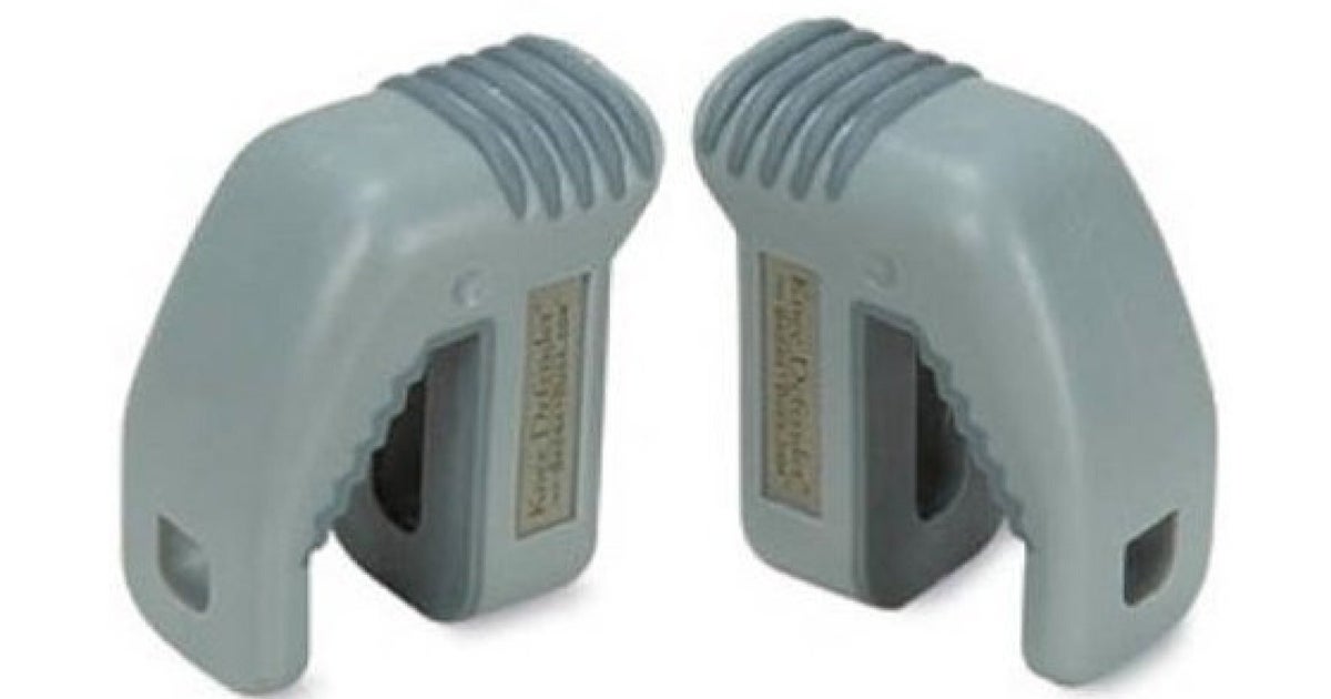 Flight Grounded After 'Knee Defender' Gadget Leads To Inevitable Row ...