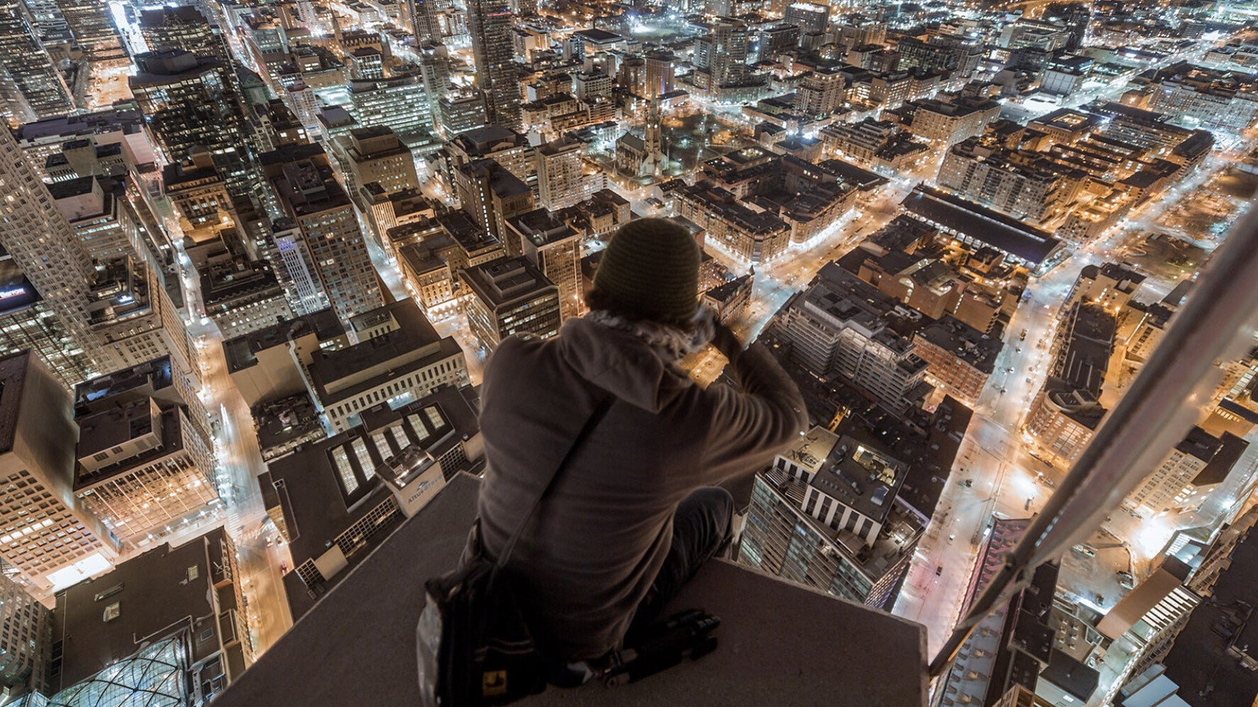 Rooftopping Creates Amazing Shots Of Toronto (PICTURES) | HuffPost UK News