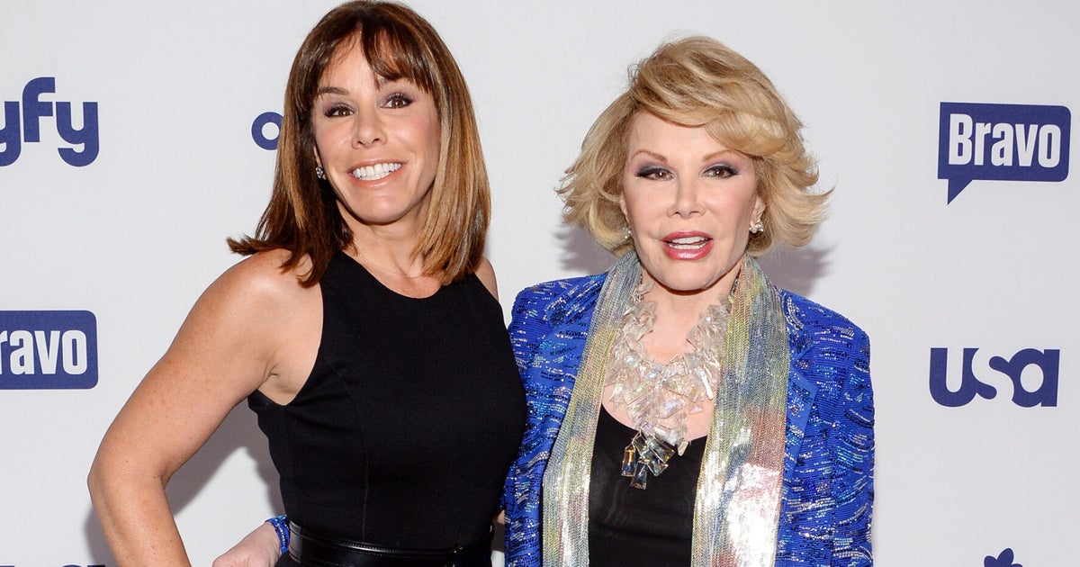 Joan Rivers' Family ‘Considering Legal Action' As Doctors Bring ...