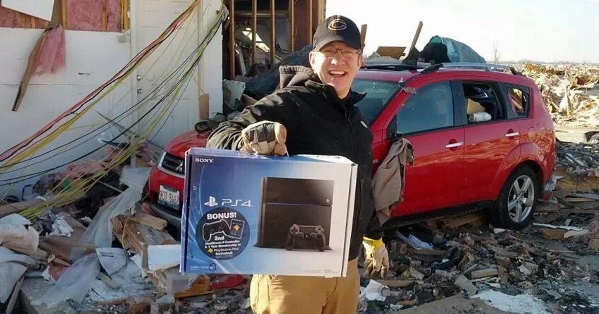 Tornado Victim Lost His House... But His PS4 Survived (PICTURE ...