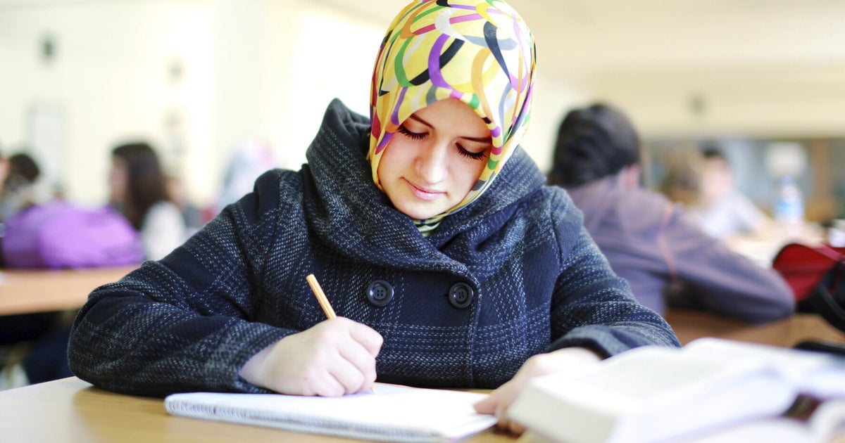 Government To Develop Sharia Student Loan System For Muslim Students ...