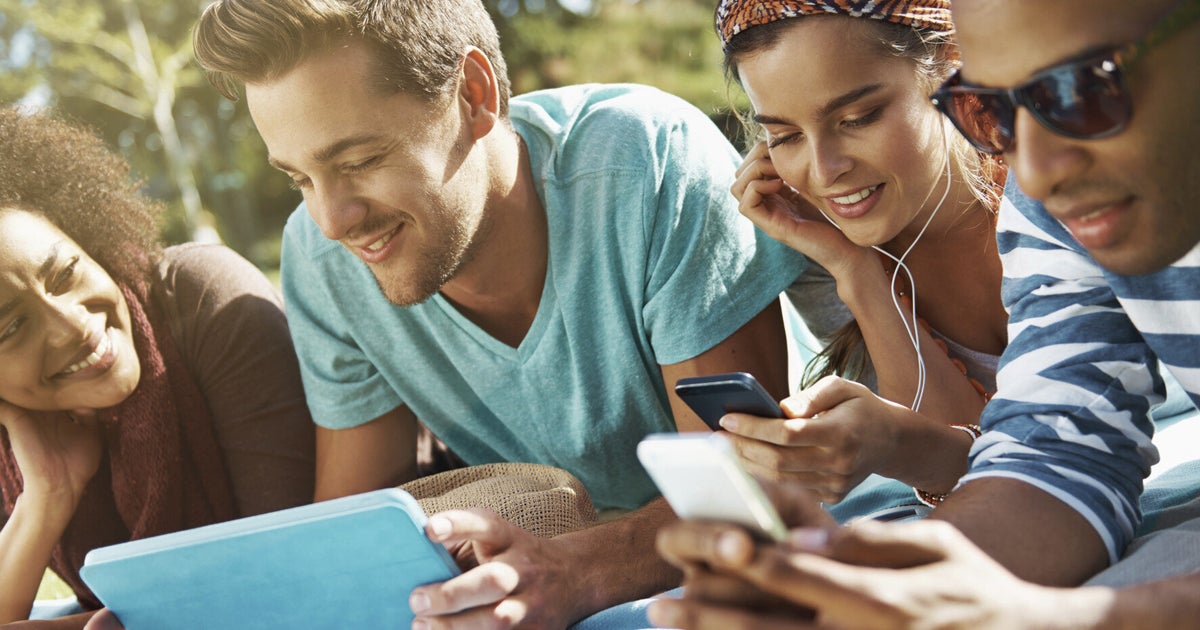 How Much Time Do We Spend On Our Devices? These Facts Show It's Time ...