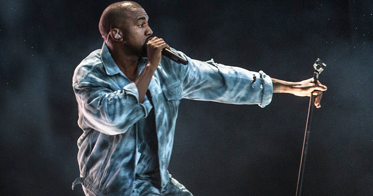 Kanye West Tells Yeezus Concert Fans In Sydney To Dance... One Waves ...