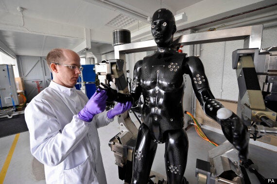 'Porton Man' Robot Mannequin Unveil To Held UK Armed Forces Test ...