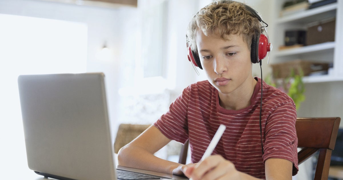Spotify Creates With The Ultimate School Music Playlist | HuffPost UK ...
