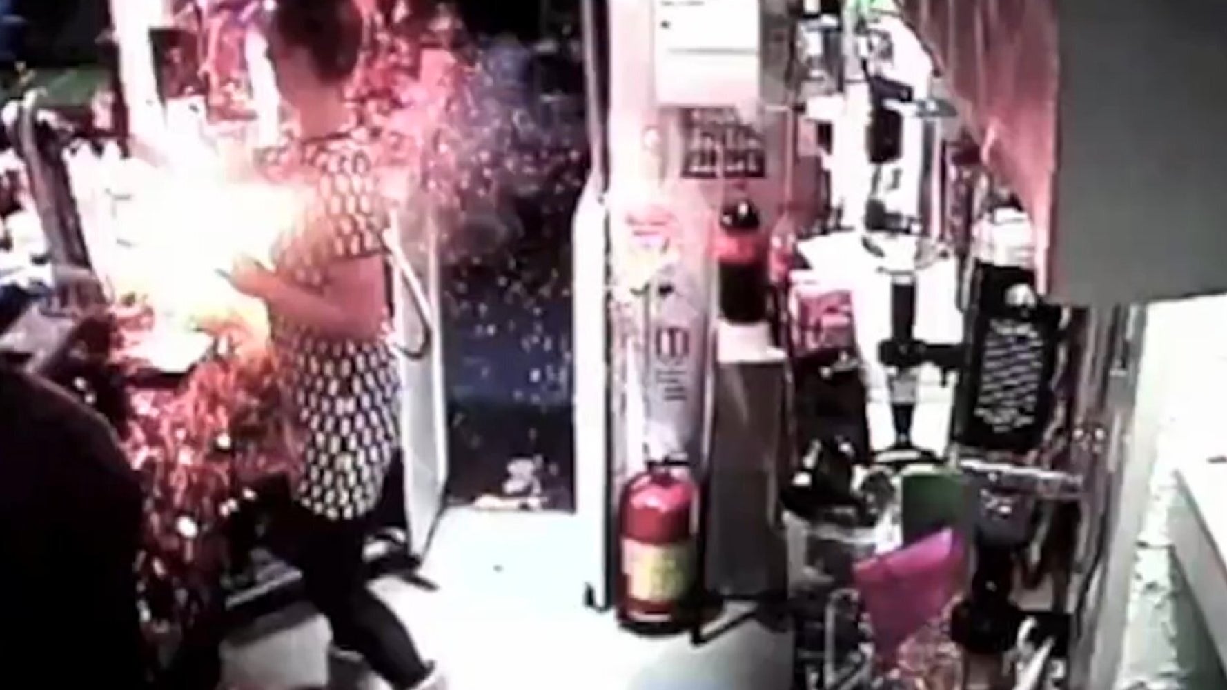 E-Cigarette Explodes Into Massive Fireball (VIDEO) | HuffPost UK News
