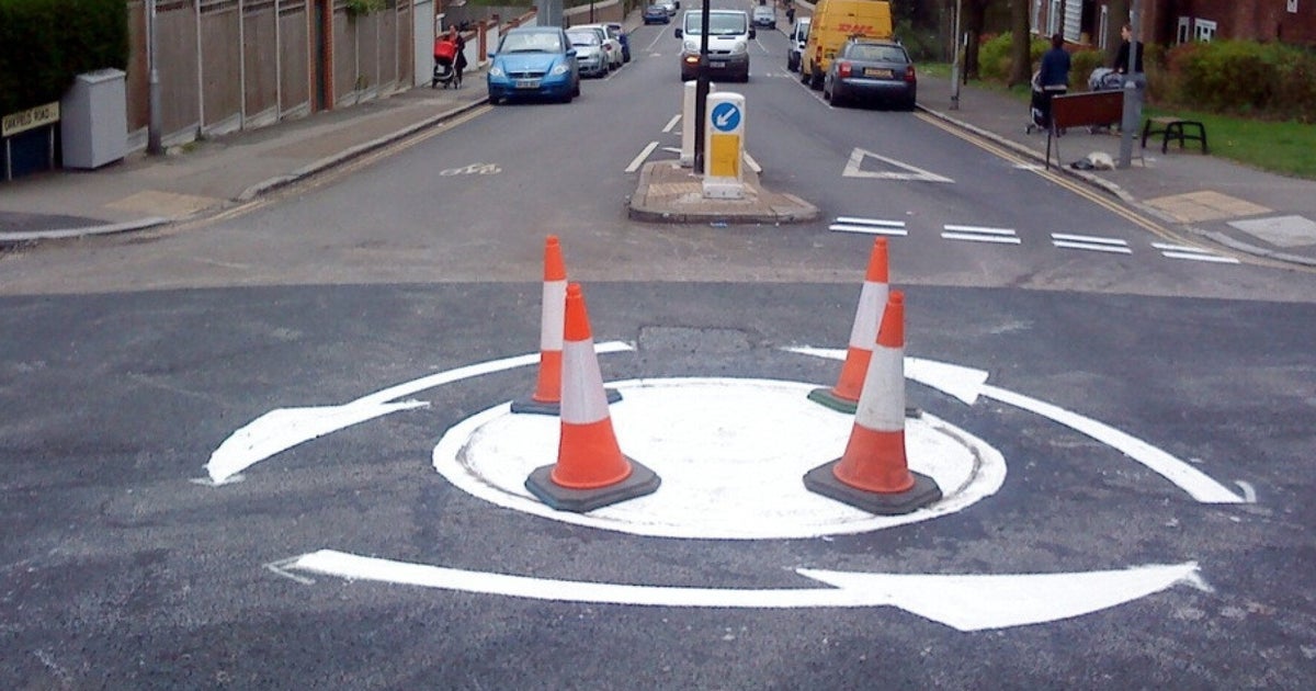 'Wrong Way' Roundabout Has Arrows Painted Anti-Clockwise | HuffPost UK News